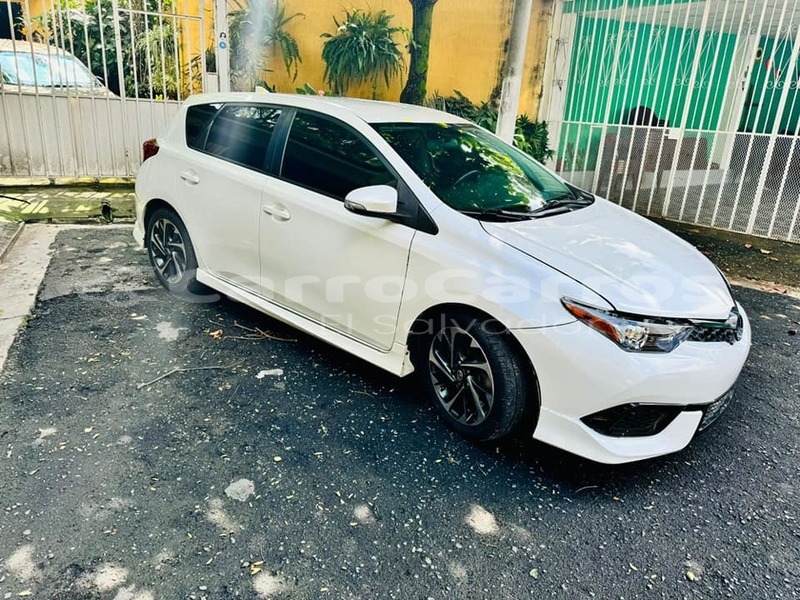 Comprar usados carro toyota scion tc blanco en berlina en usulutan ...